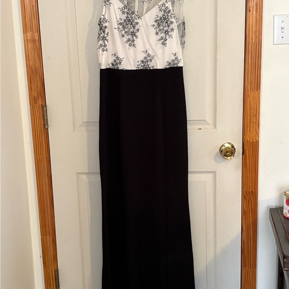 Nikibiki | Dresses | Nikibiki Black And White Maxi Dress | Poshmark